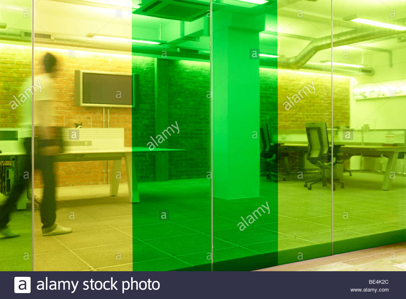 Glass Partition Stock Photos & Glass Partition Stock Images - Alamy