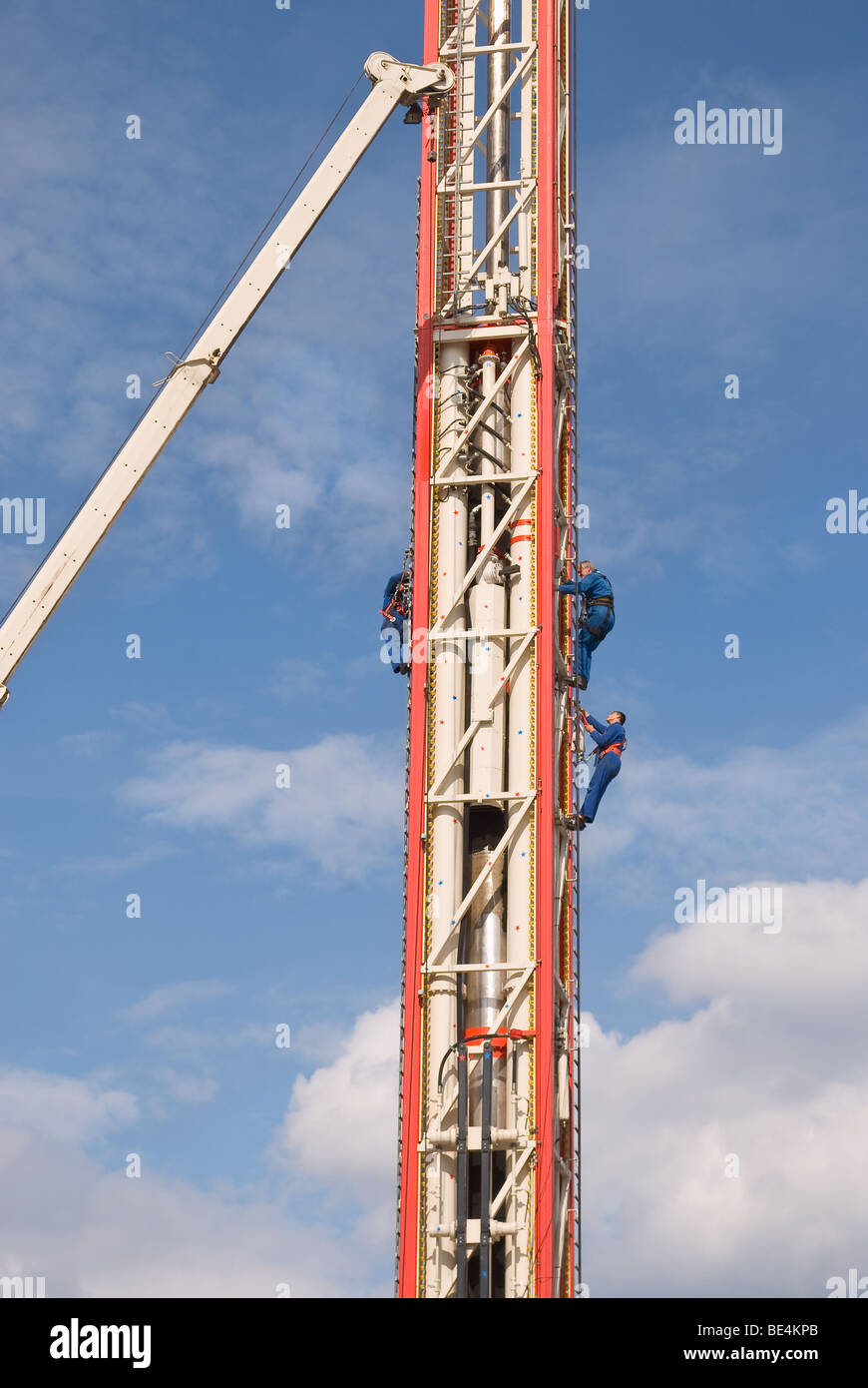 Men at Work at Dangerous Workplace Stock Photo - Alamy