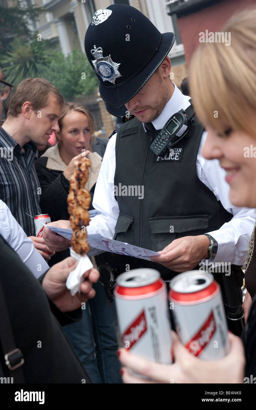 London Metropolitan Police helping tourists and doing security checks ...