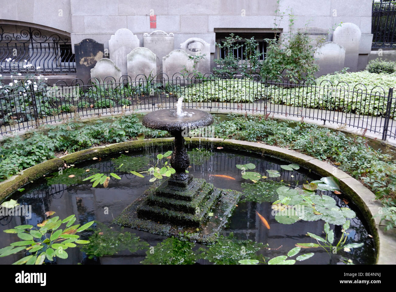 Postman's Park in the City of London, England, UK Stock Photo - Alamy