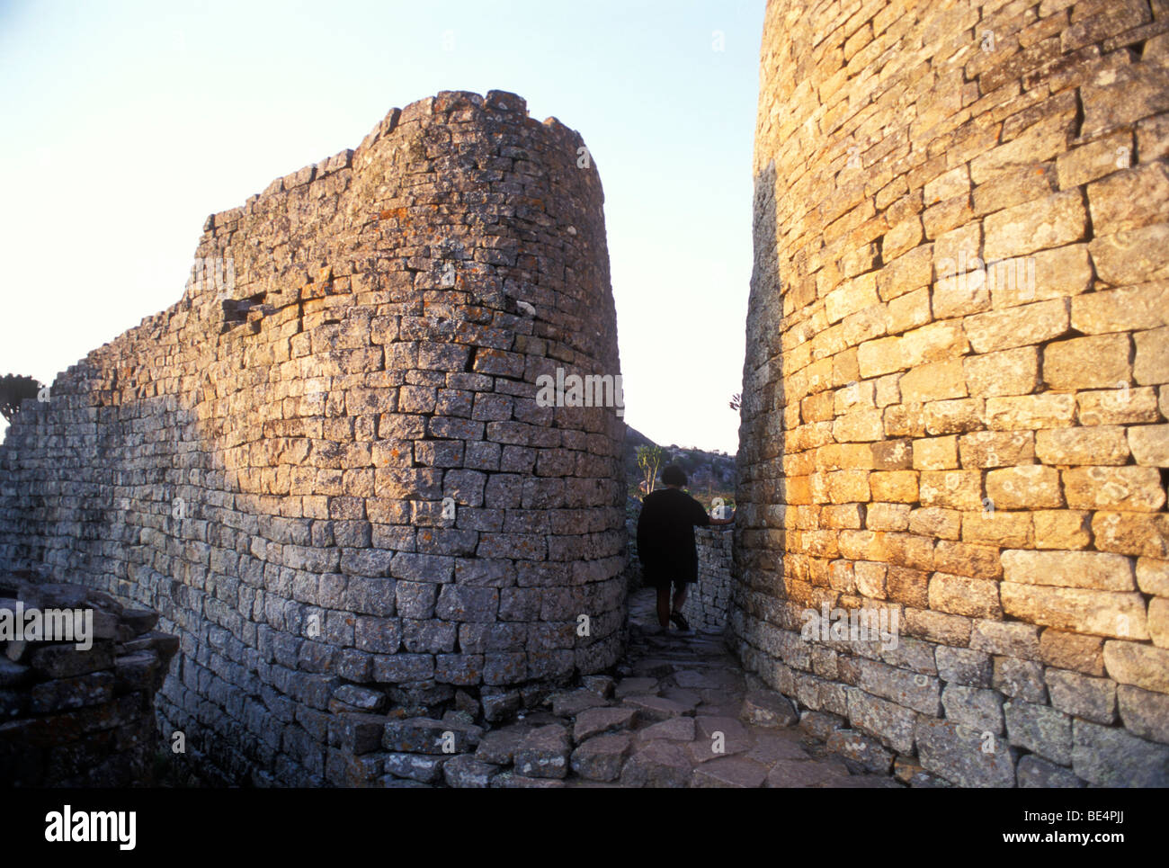 Zimbabwe masvingo great zimbabwe ruins hi-res stock photography and ...