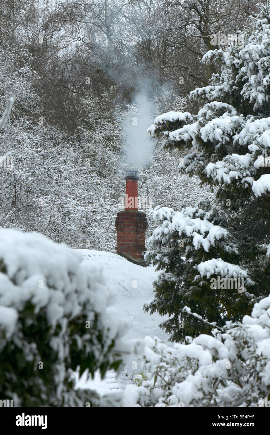 Tall chimney pot hi-res stock photography and images - Alamy