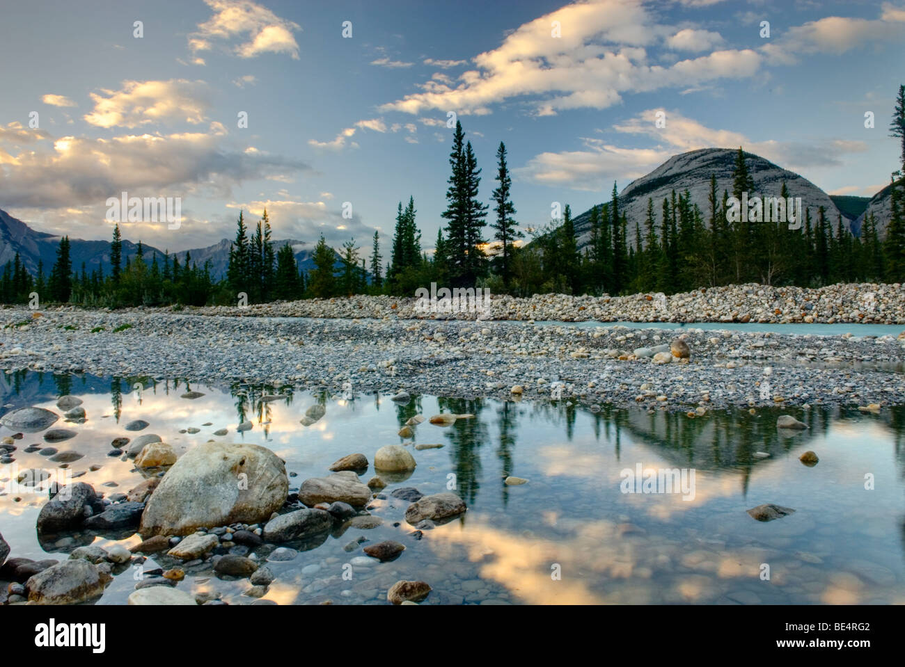 Snaring river hi-res stock photography and images - Alamy