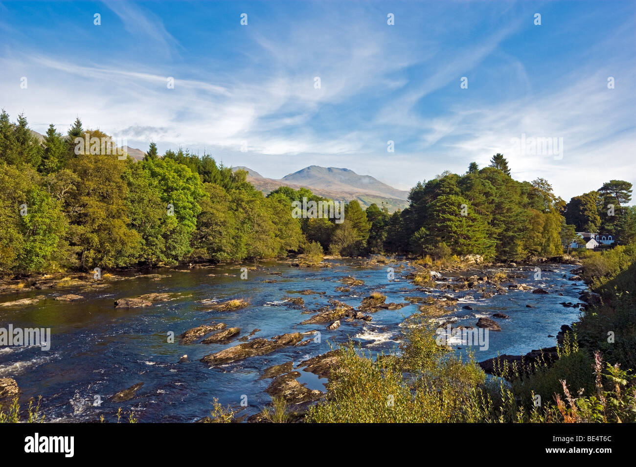Falls of dochart hi-res stock photography and images - Alamy