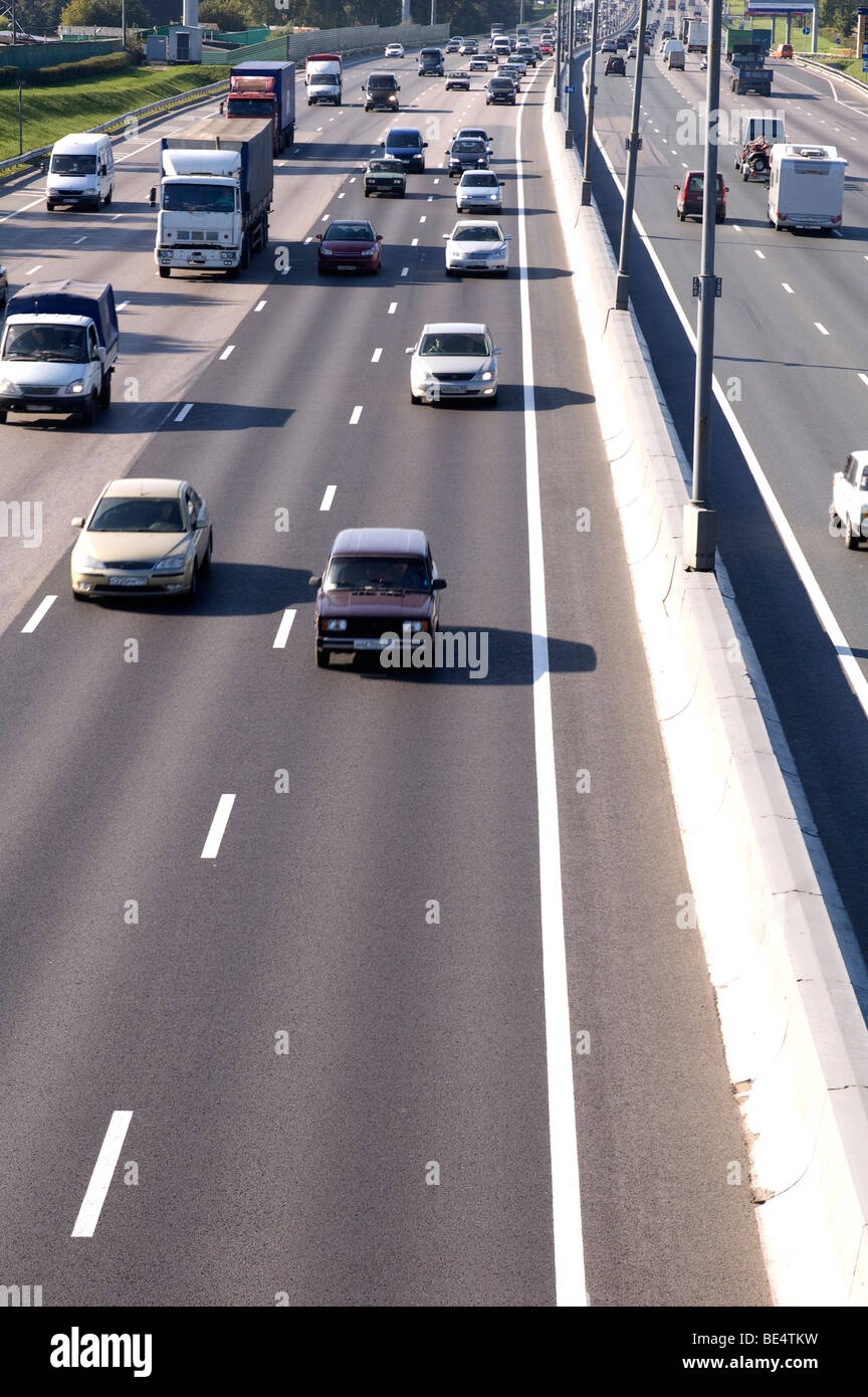 Moscow highway in the day - traffic Stock Photo - Alamy