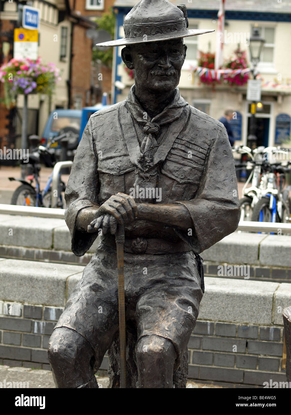 Statue of Lord Baden Powell on the quay at Poole,Dorset Stock Photo - Alamy