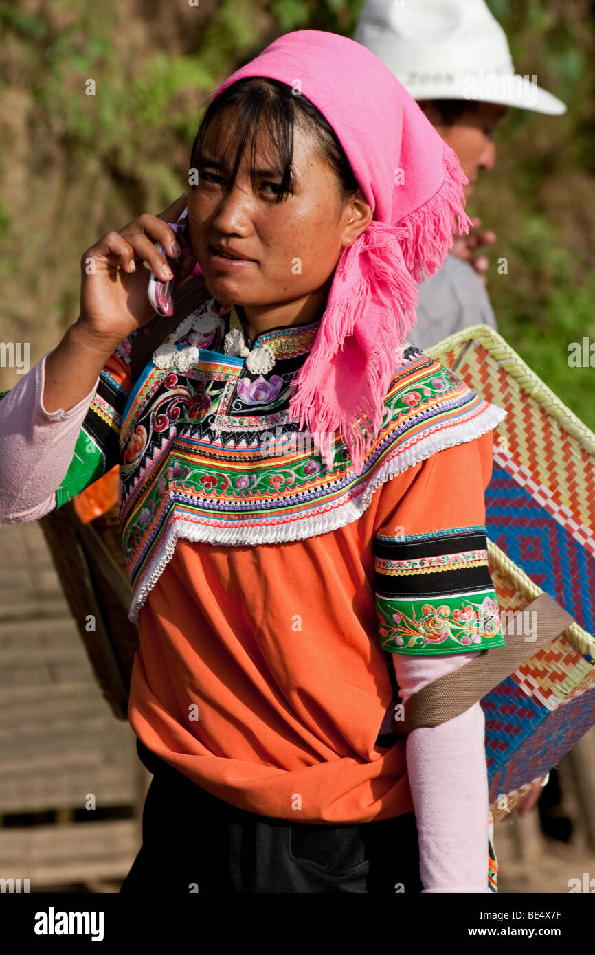 Yi tribal clothes hi-res stock photography and images - Alamy