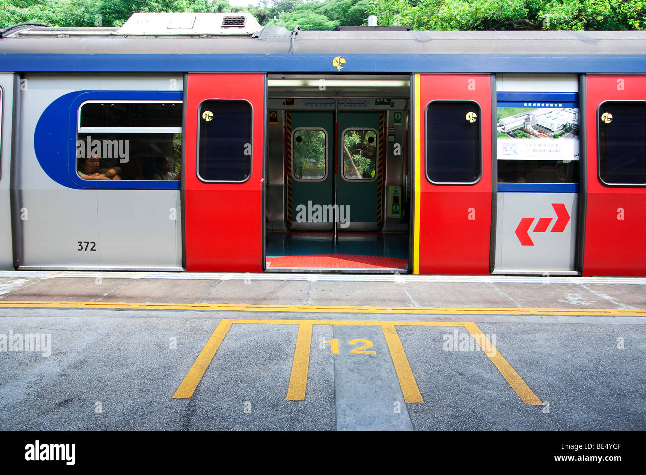 Tai po market hi-res stock photography and images - Alamy