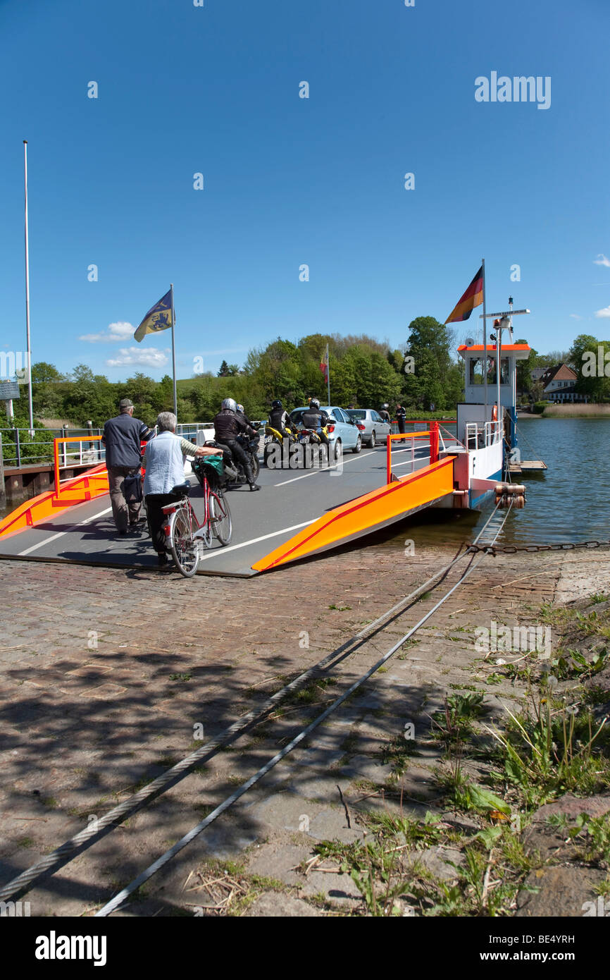 Ferry transporting people and cars, cable ferry with hydraulic drive ...