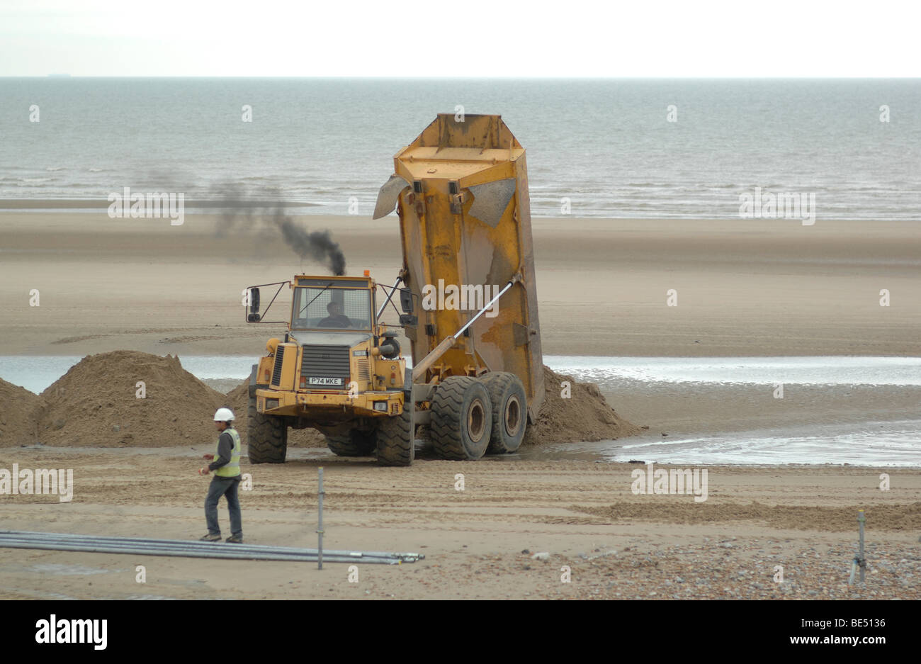 Kent coast industrial works hi-res stock photography and images - Alamy