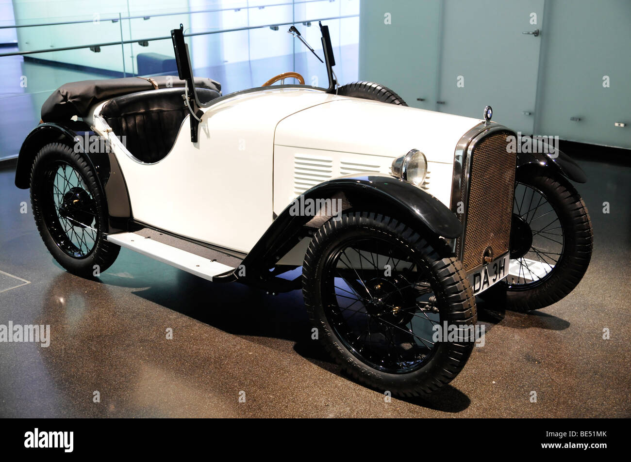 Alte bmw autos hi-res stock photography and images - Alamy