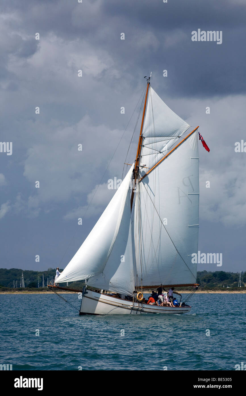 Bristol Pilot Cutter Polly Agatha Sail gaff rig fast tough channel ...