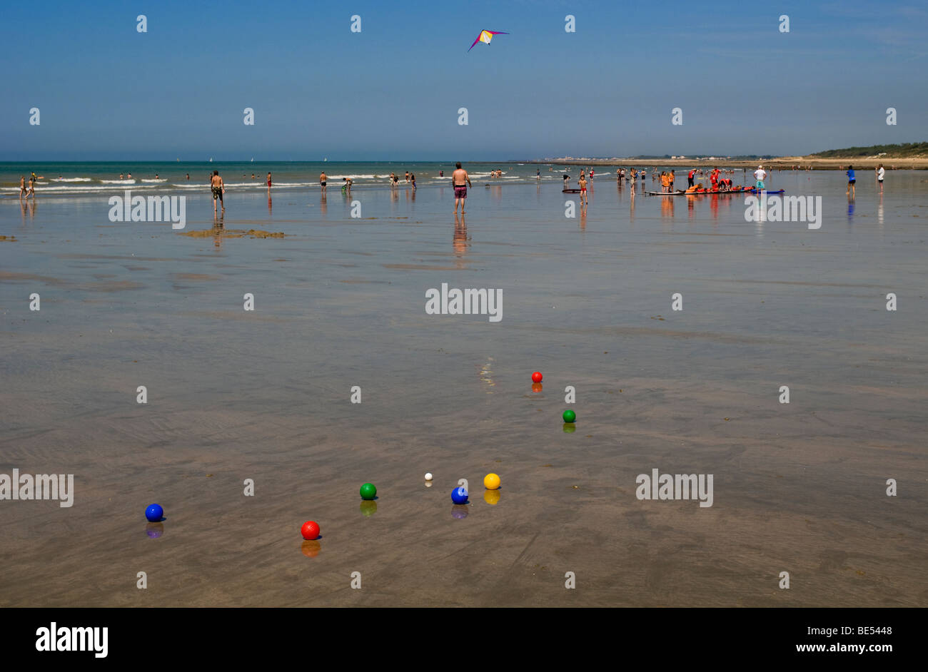 Petanque beach hi-res stock photography and images - Alamy