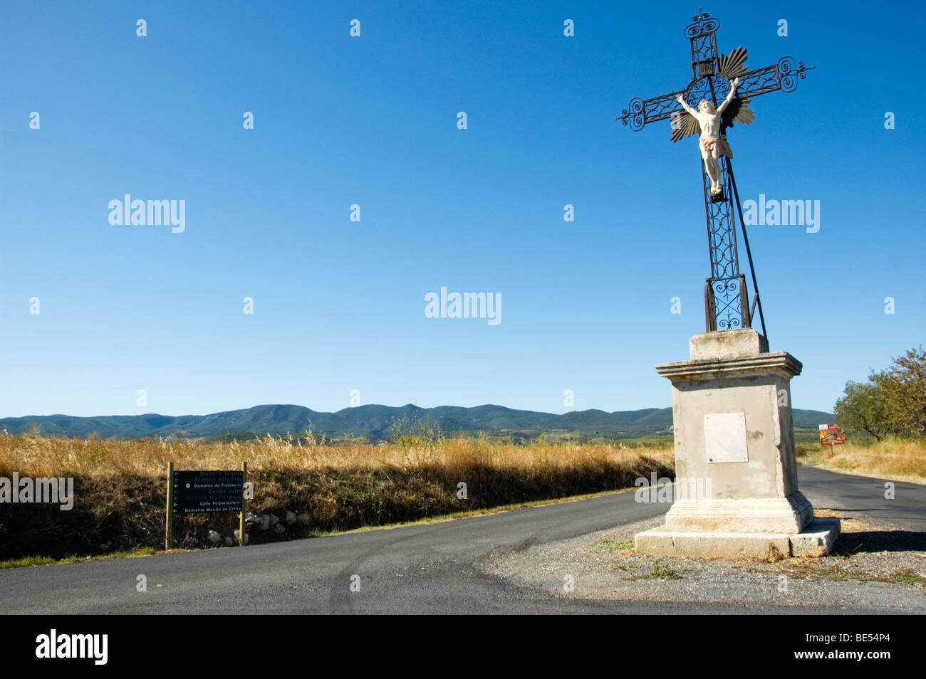 Cross outside Autignac in Languedoc-Roussillon, southern France Stock ...
