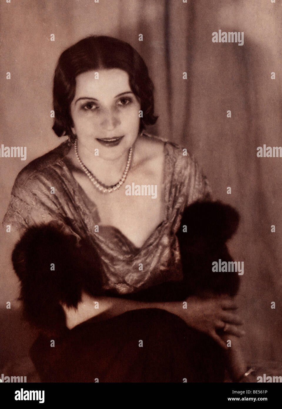 Woman's portrait, historic photograph, around 1920 Stock Photo - Alamy