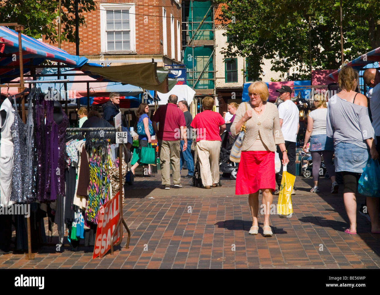 Market square in retford town centre hi-res stock photography and ...