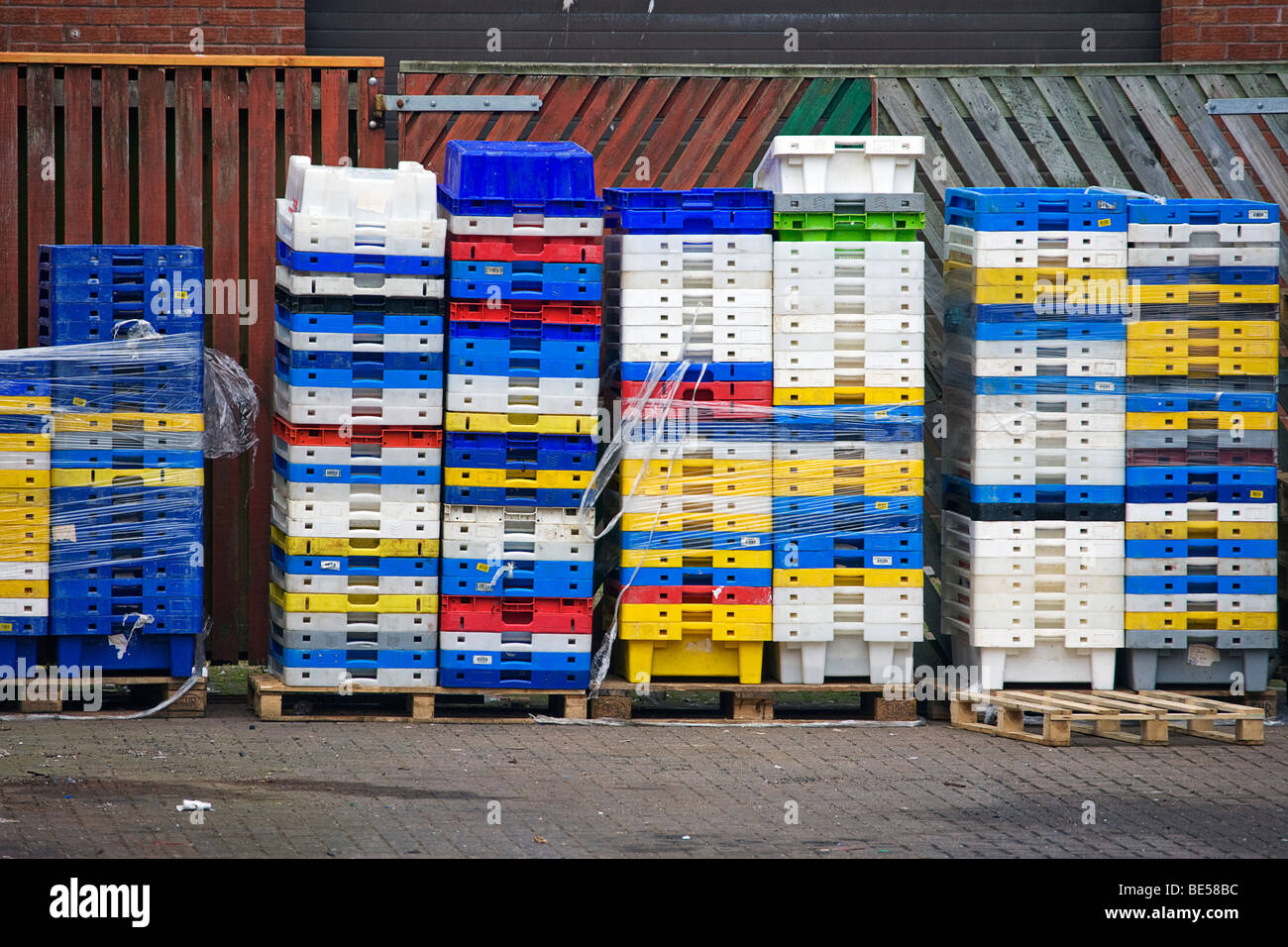 Wharf eyemouth hi-res stock photography and images - Alamy