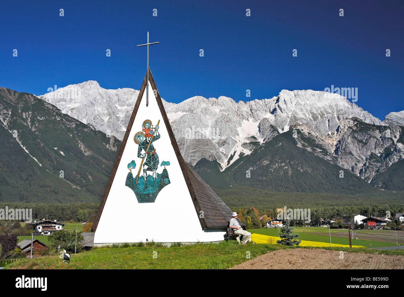 Chapel at Fronhausen, Barwies, Mieminger Plateau, Inntal valley, Tyrol ...