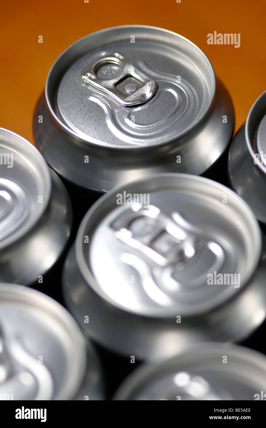 Drink drinks beverage cans hi-res stock photography and images - Alamy