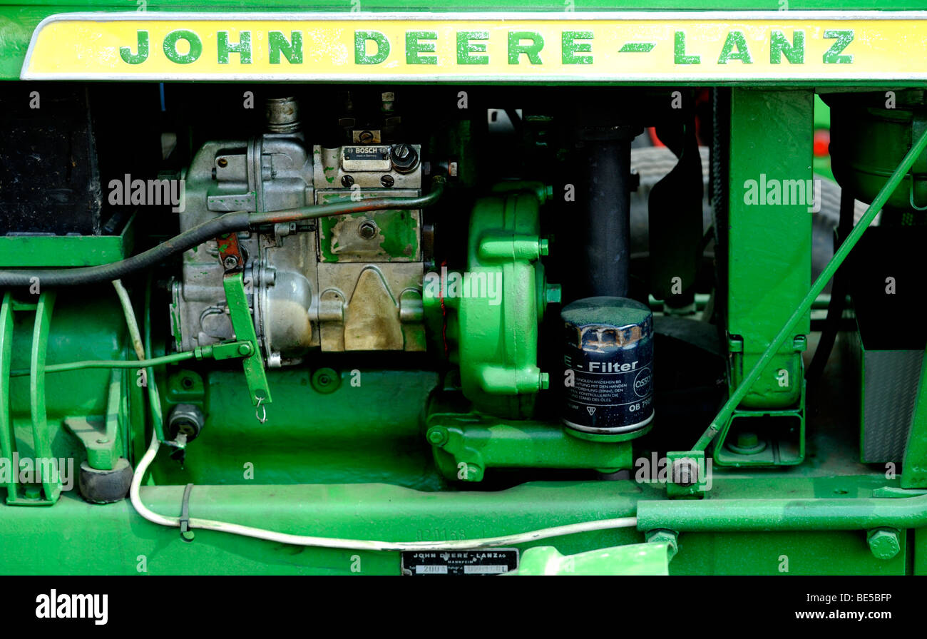 Vintage tractor engine close up Stock Photo - Alamy