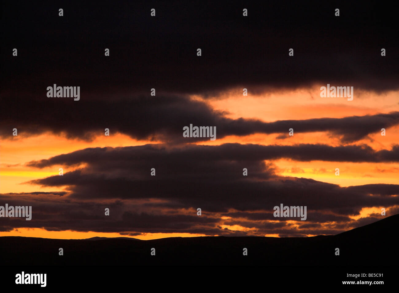 Dramatic sunset looking towards Sedbergh, and the Lake District ...