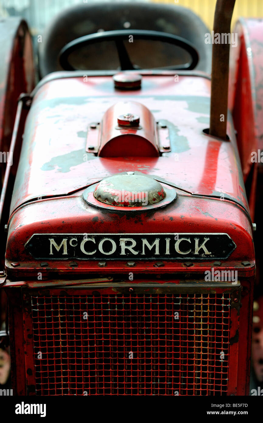 Vintage tractor engine close up Stock Photo - Alamy