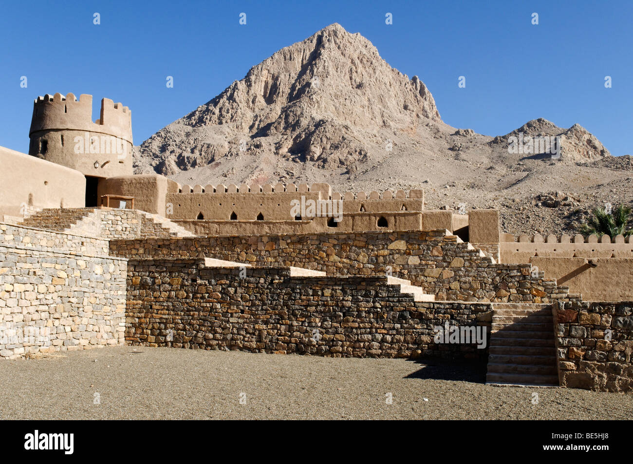 Historic adobe fortification Yanqul Fort or Castle, Hajar al Gharbi ...
