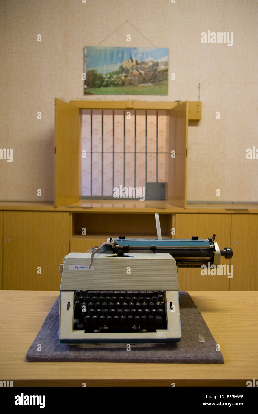 Typewriter in the new building of the former secret service remand ...