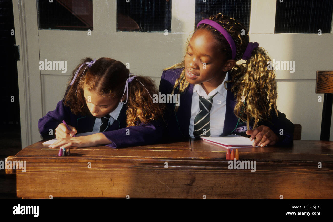 Sneaky peek hi-res stock photography and images - Alamy