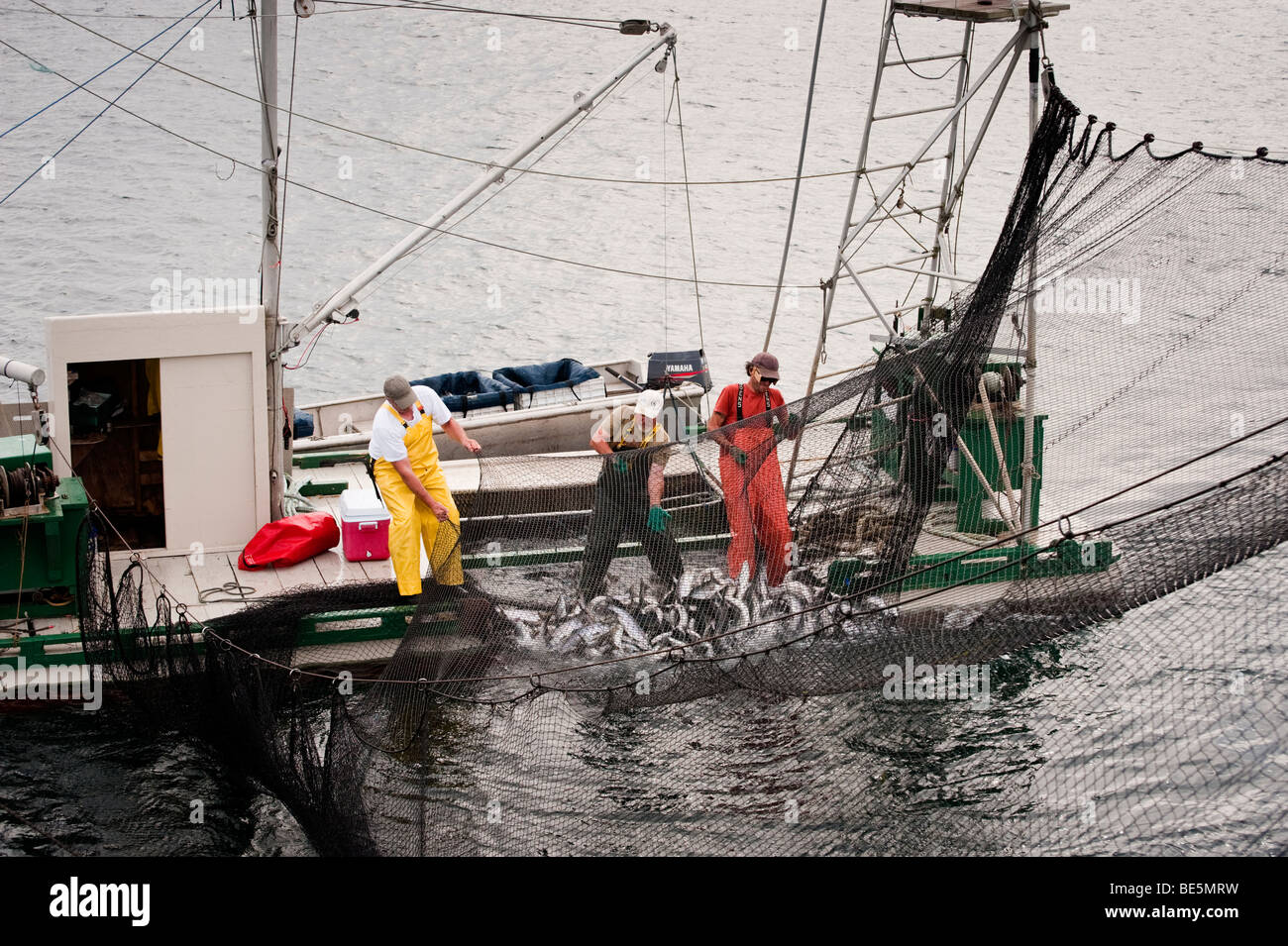 Native american fish net hi-res stock photography and images - Alamy