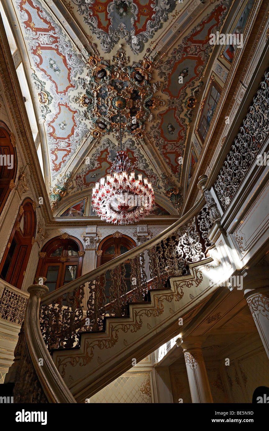 Dolmabahce palace istanbul staircase hi-res stock photography and ...