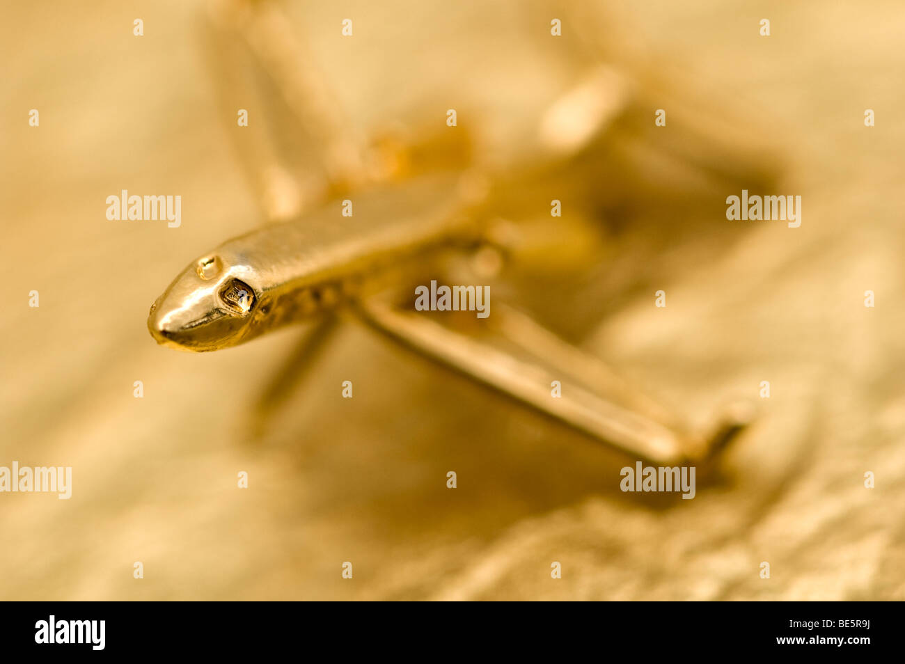 Golden jet hi-res stock photography and images - Alamy