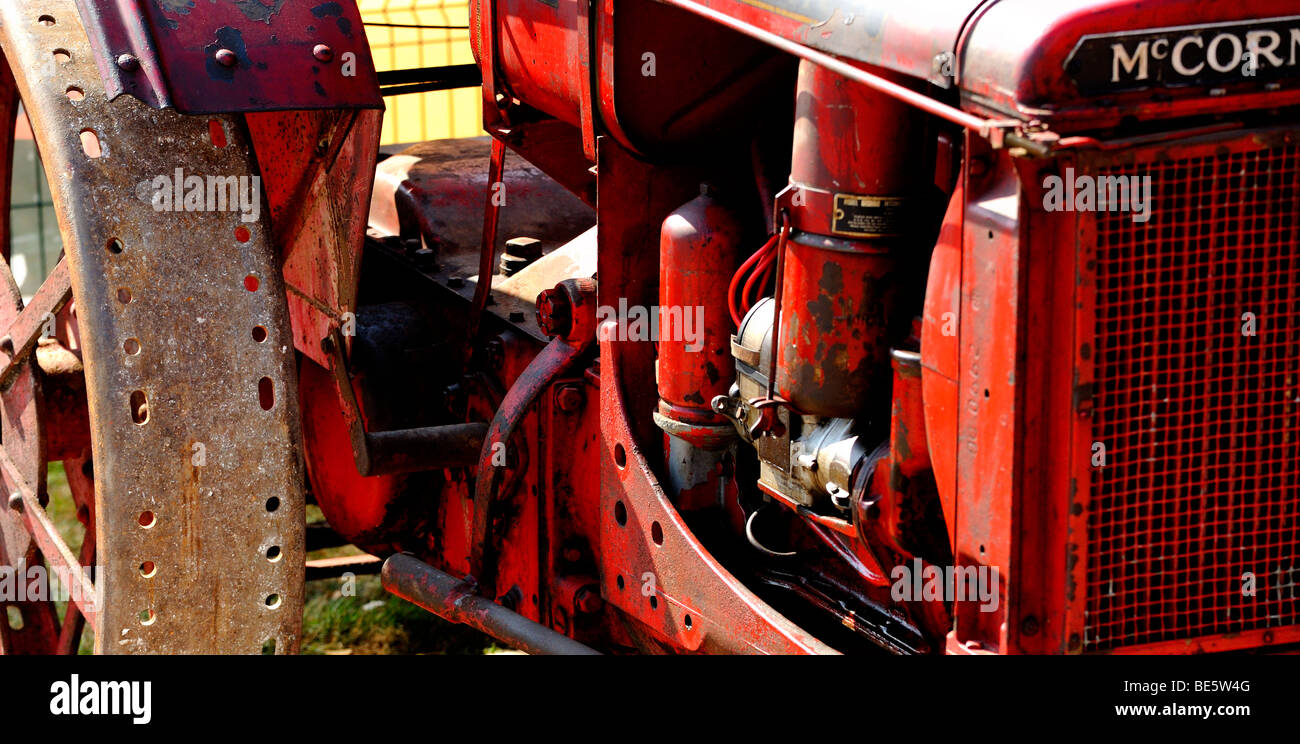 Vintage tractor engine close up Stock Photo - Alamy