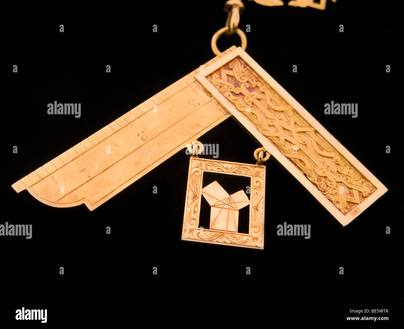 Masonic Past Master Medal jewel with right angled set square symbol, in ...