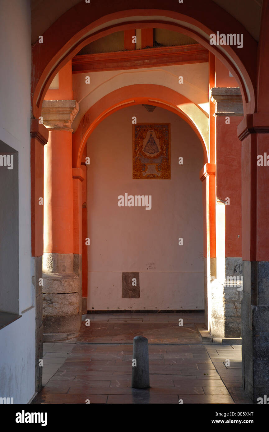 Arc shadow hi-res stock photography and images - Alamy