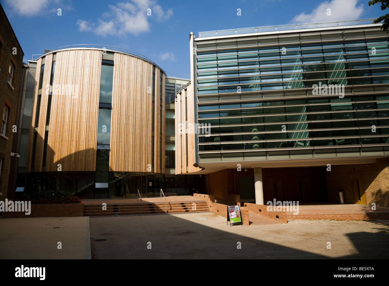 Herbarium & Library reading / library room (round building) – E Wing ...
