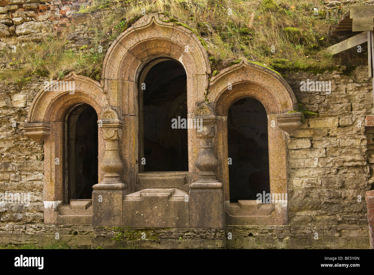arch window and door in fortress wall Stock Photo - Alamy