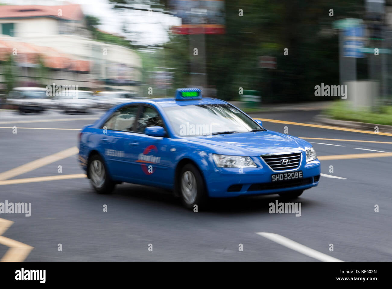 Singapore taxi hi-res stock photography and images - Alamy