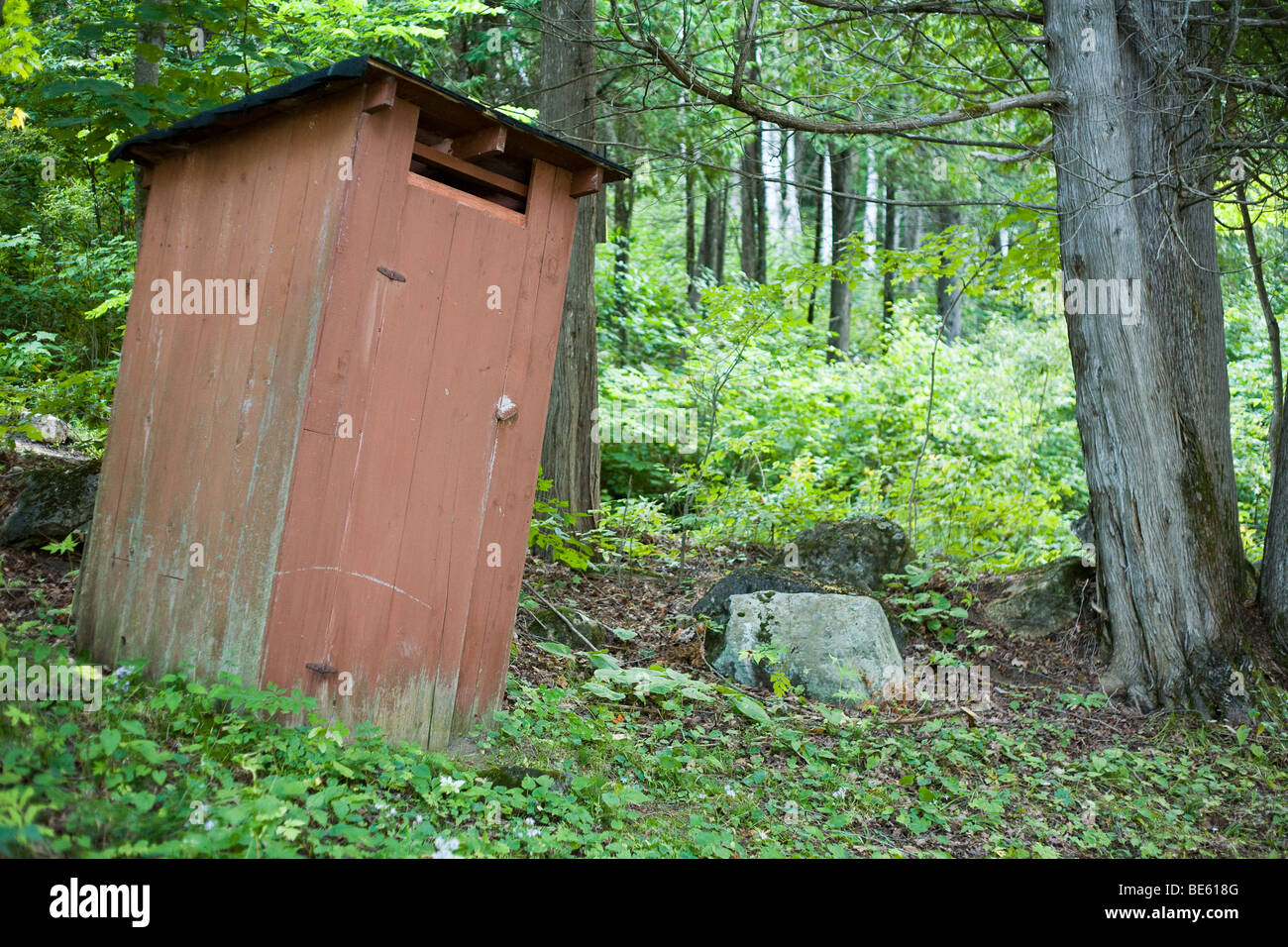 Summer outhouse High Resolution Stock Photography and Images - Alamy
