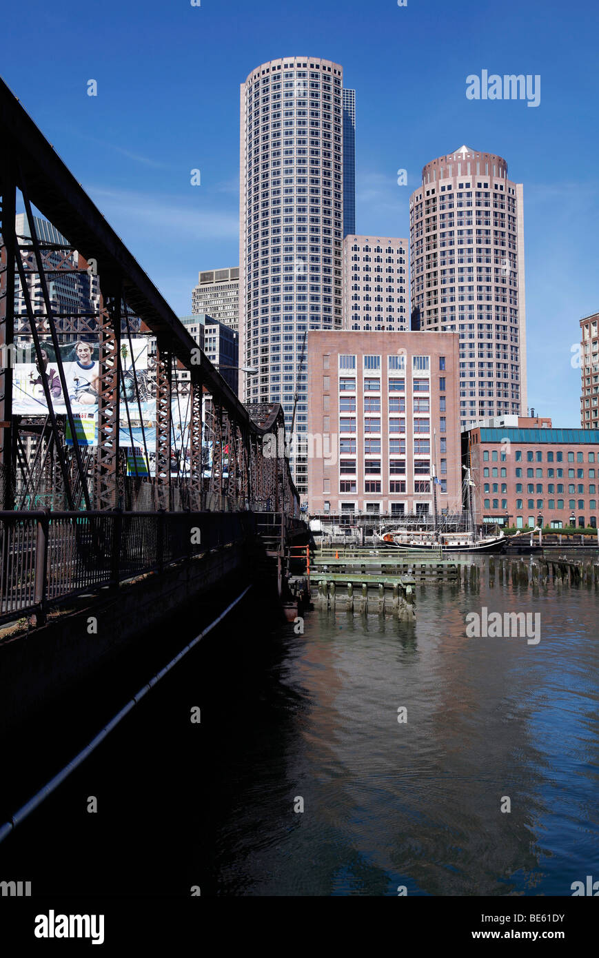 Fort Point Channel, International Place, Boston Skyline Stock Photo - Alamy
