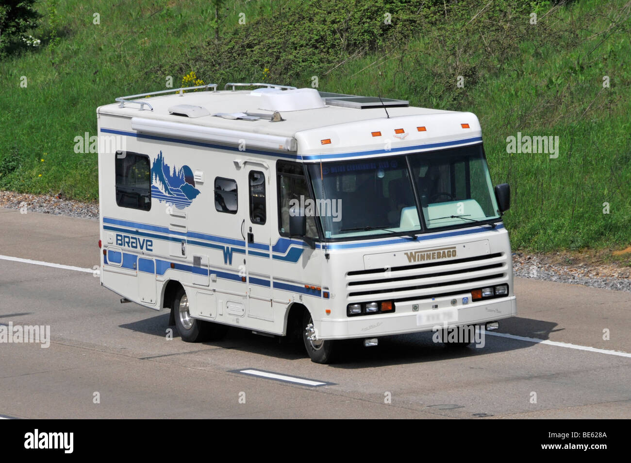 White American Winnebago Brave RV recreational vehicle motorhome camper ...