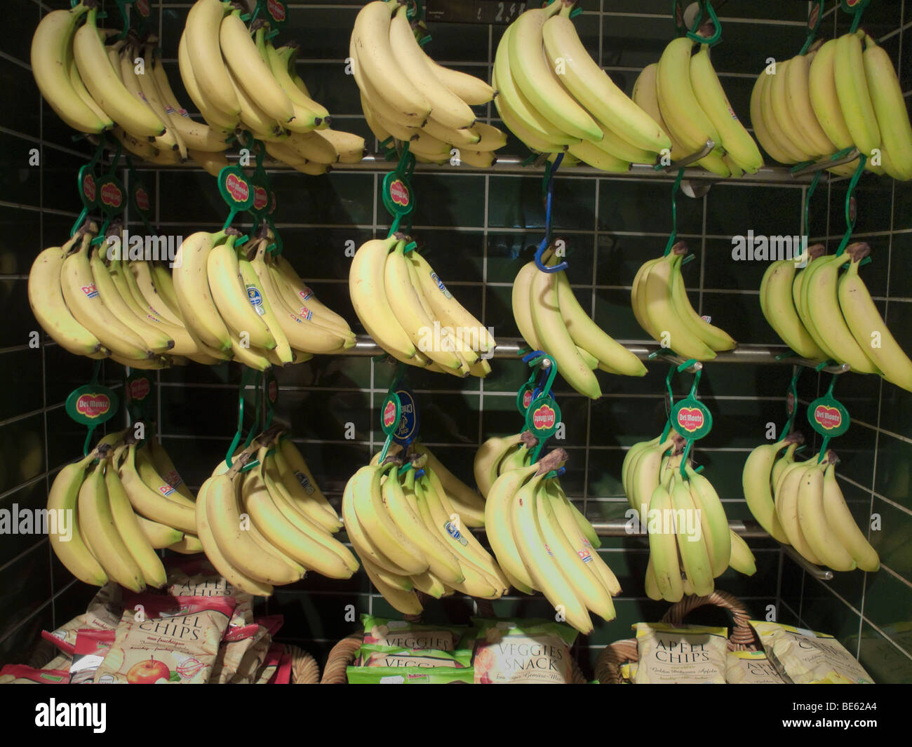 Display Of Bananas High Resolution Stock Photography and Images - Alamy