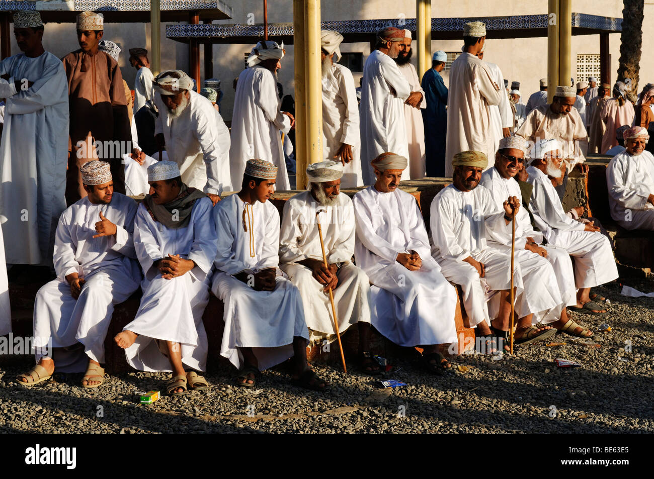 Omani men in traditional dress hi-res stock photography and images - Alamy