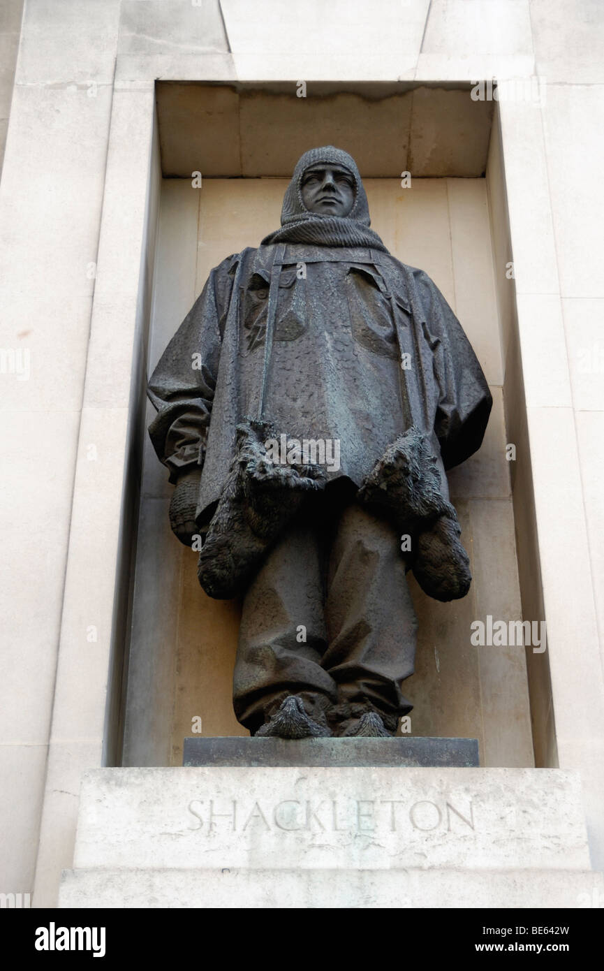 Sir ernest shackleton hi-res stock photography and images - Alamy