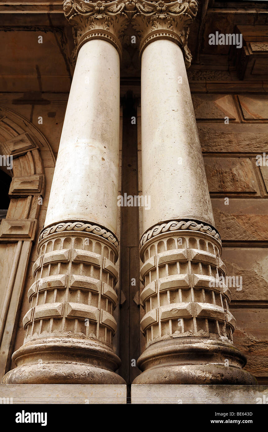 Pillar On Building In Europe Roman Column Mold,Pillar, Square Column,
