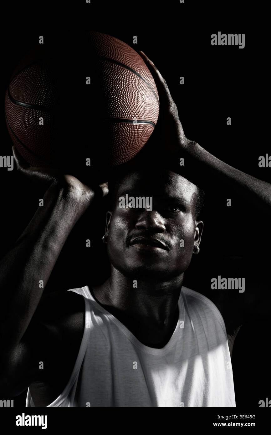 Basketballspieler hi-res stock photography and images - Alamy
