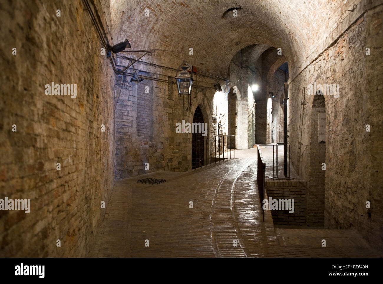 Internal walkway hi-res stock photography and images - Alamy