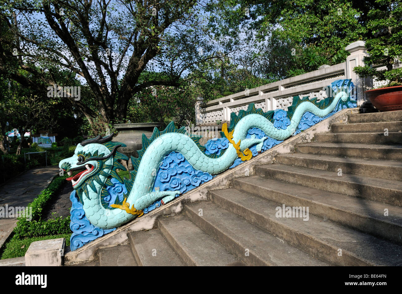Chi dragon mythical creature hi-res stock photography and images - Alamy