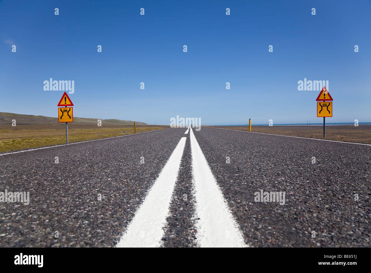 Road signs hi-res stock photography and images - Alamy