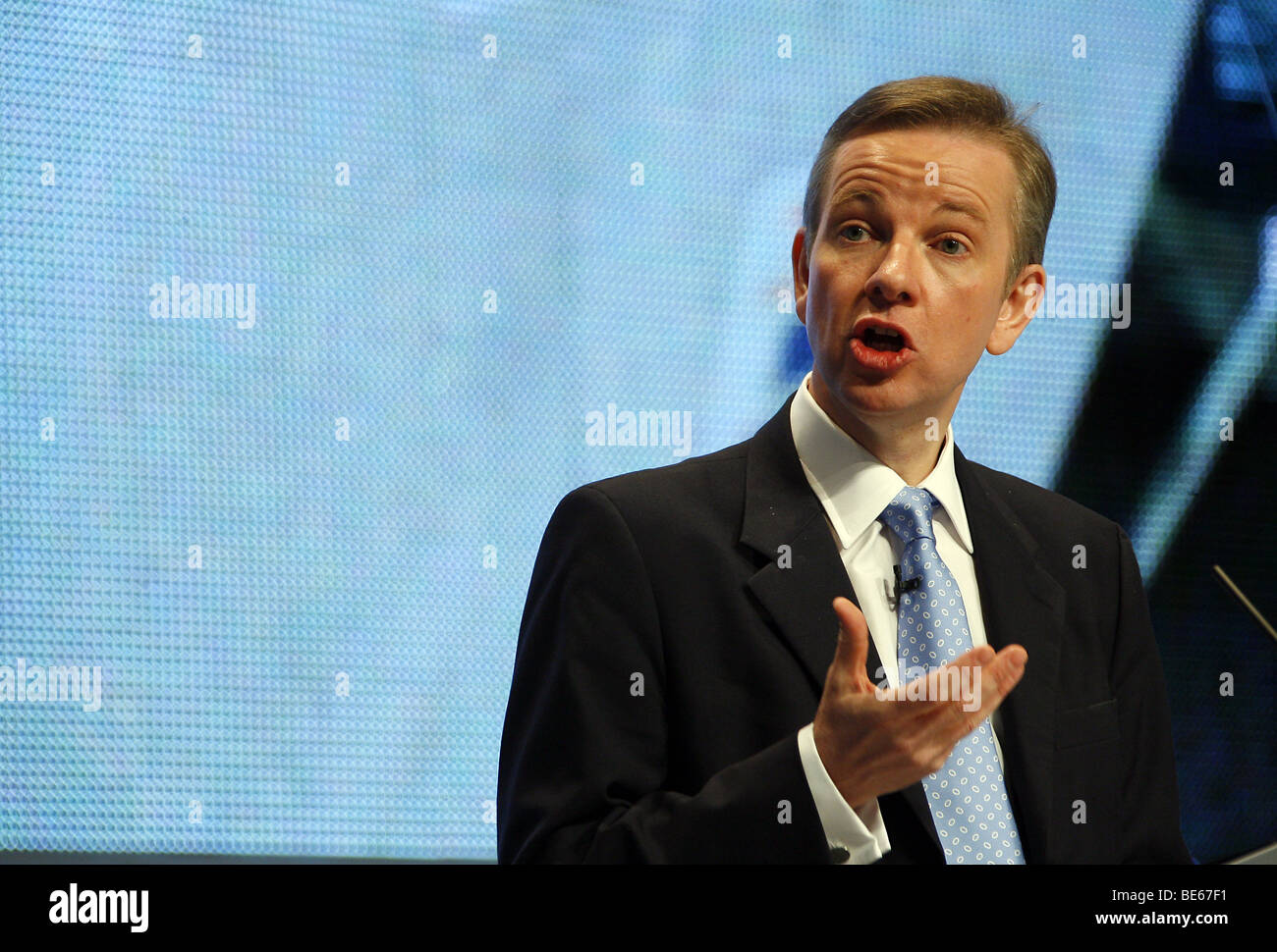 Shadow secretary for education hi-res stock photography and images - Alamy